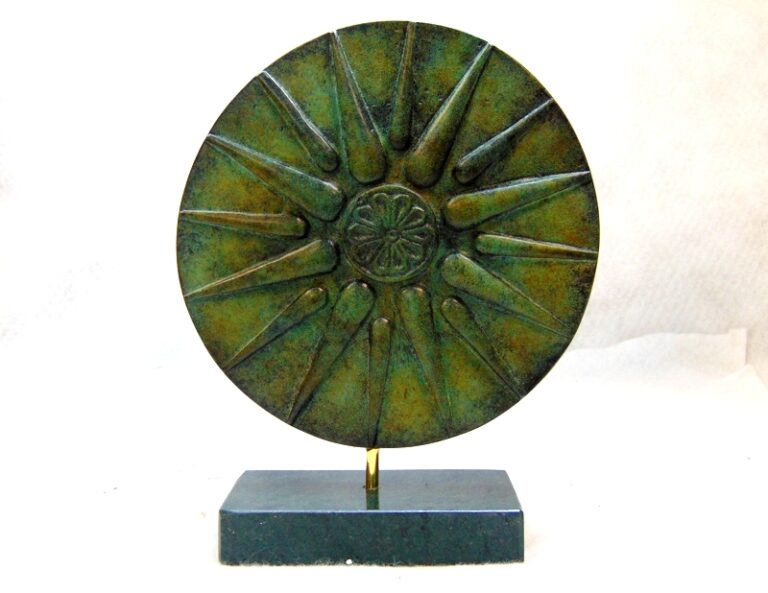 Vergina Sun Bronze Plate | Hellenic Art