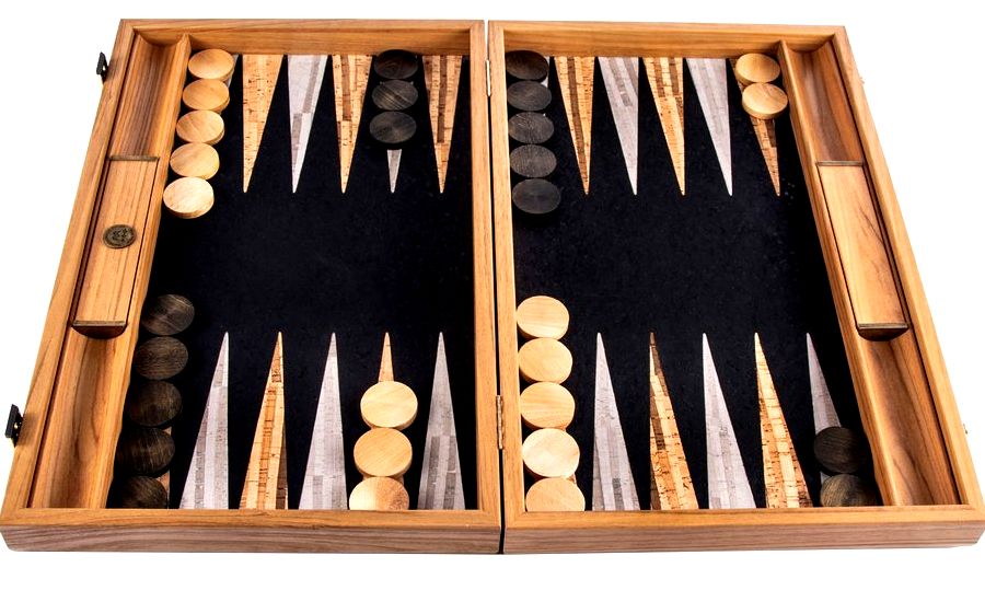 Walnut trunk Backgammon set | Hellenic Art